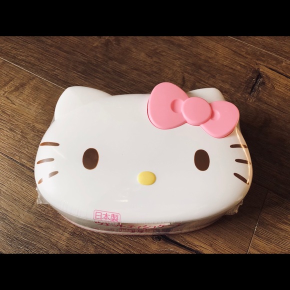 Hello Kitty | Accessories | Only 2 Left Hello Kittynwt Wet Wipes ...